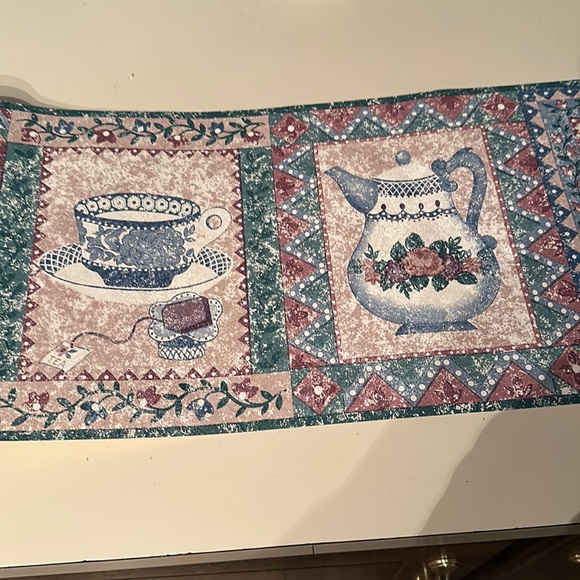 Wall Decor | Cute Wallpaper Border With Tea Pots And Teacups | Poshmark